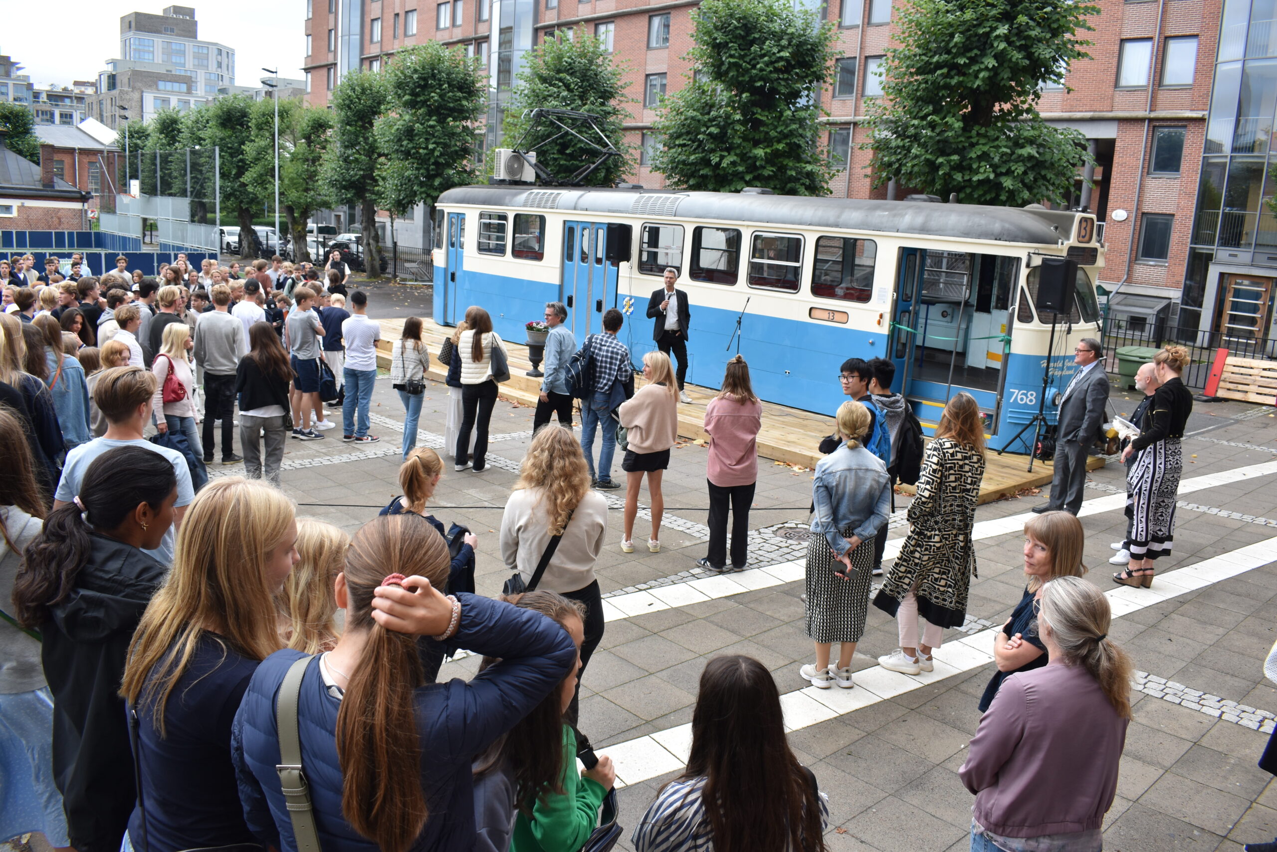 M28:an på SAM-skolan invigd - Göteborgs Spårvägar - Vi sätter Göteborg ...